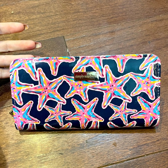 Simply Southern | Bags | Simply Southern Navy Starfish Zip Up Wallet ...